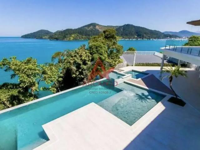 Casa / Sobrado para Locação em Ubatuba/SP Enseada 10 Quartos