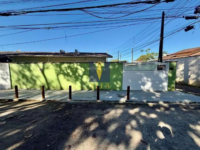 Casa / Sobrado para Locação em Ubatuba/SP Enseada 2 Quartos