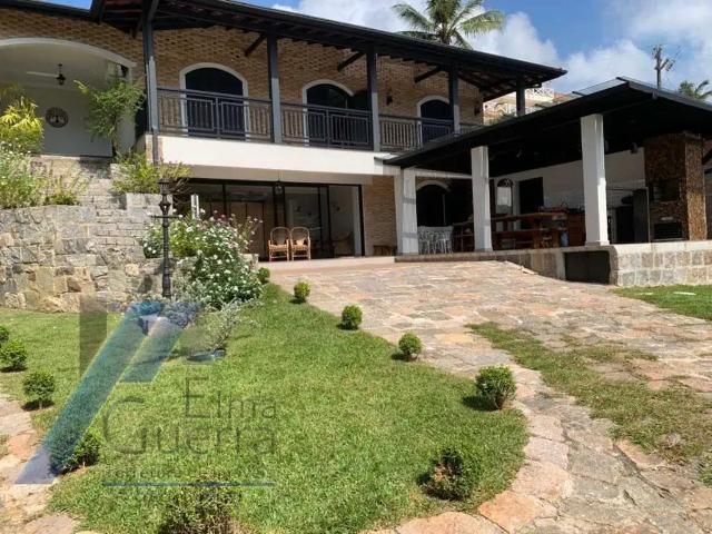 Casa / Sobrado para Locação em Ubatuba/SP Enseada 5 Quartos