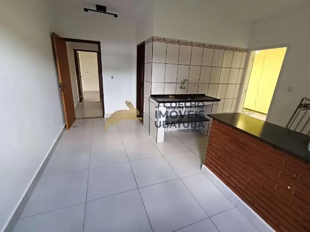 Casa / Sobrado para Locação em Ubatuba/SP Estufa I 2 Quartos