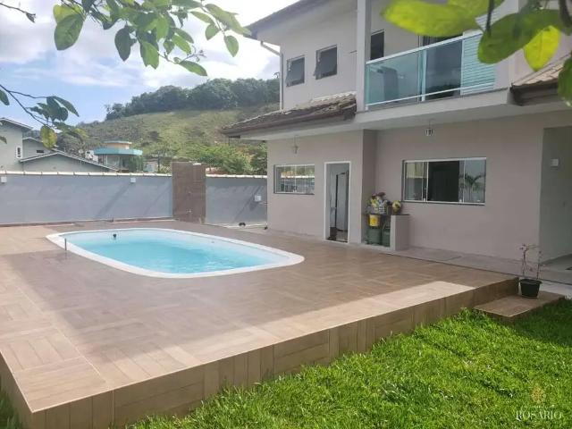 Casa / Sobrado para Locação em Ubatuba/SP Horto Florestal 3 Quartos