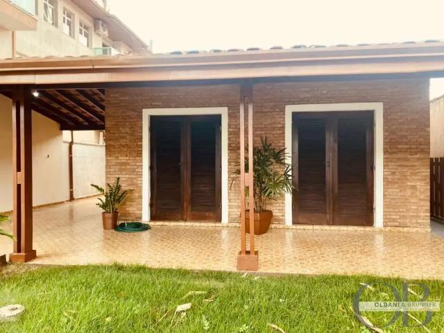 Casa / Sobrado para Locação em Ubatuba/SP Itaguá 3 Quartos