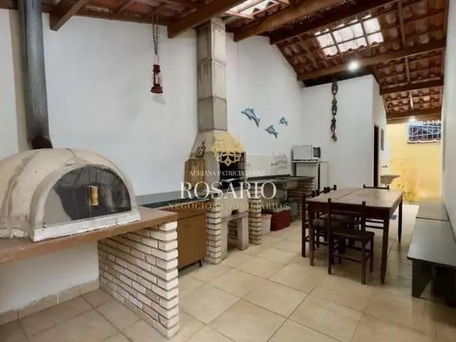 Casa / Sobrado para Locação em Ubatuba/SP Itaguá 3 Quartos