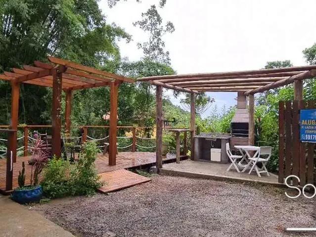 Casa / Sobrado para Locação em Ubatuba/SP Praia da Almada 2 Quartos