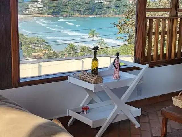 Casa / Sobrado para Locação em Ubatuba/SP Tenório 4 Quartos
