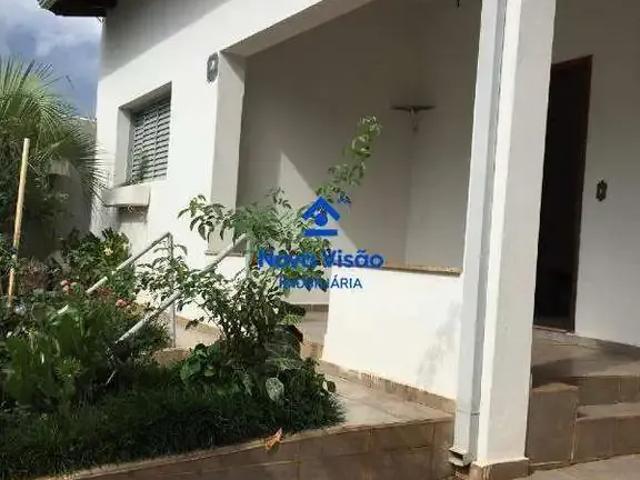 Casa / Sobrado para Locação em Uberaba/MG Nossa Senhora da Abadia 3 Quartos