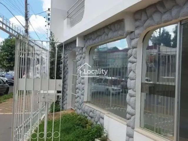 Casa / Sobrado para Locação em Uberaba/MG Centro 5 Quartos