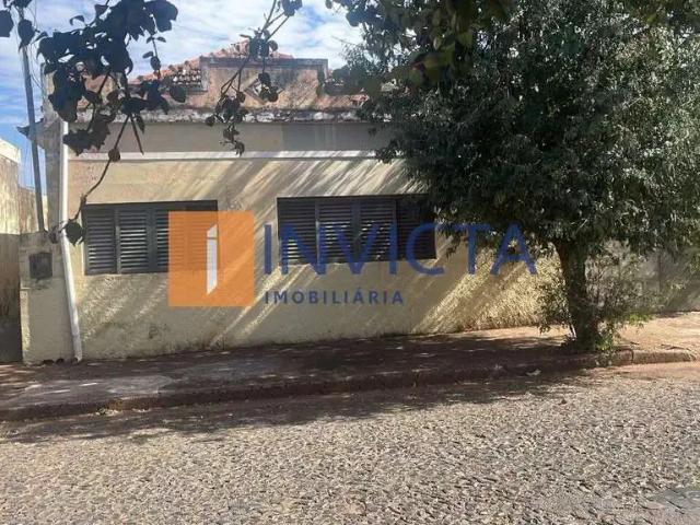 Casa / Sobrado para Locação em Uberaba/MG Estados Unidos 3 Quartos