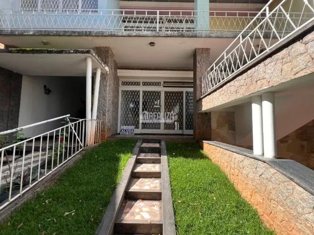 Casa / Sobrado para Locação em Uberaba/MG Estados Unidos 4 Quartos