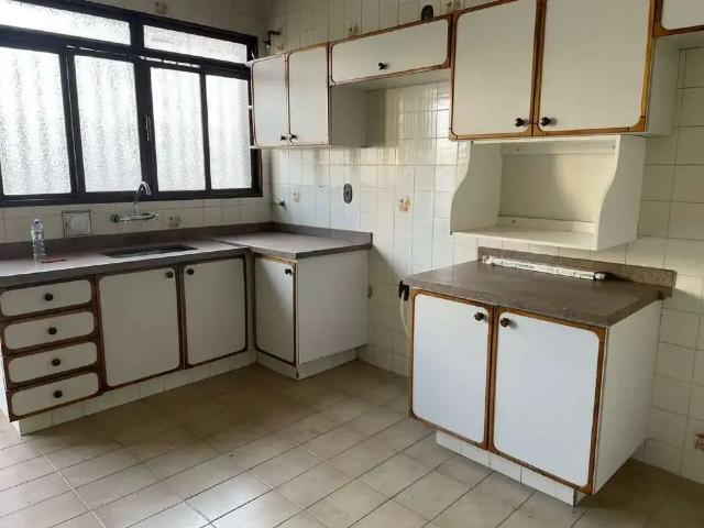 Casa / Sobrado para Locação em Uberaba/MG Estados Unidos 4 Quartos