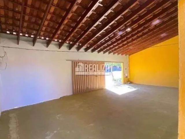 Casa / Sobrado para Locação em Uberaba/MG Jardim Alvorada 2 Quartos