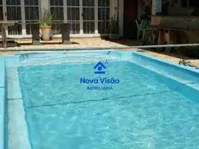 Casa / Sobrado para Locação em Uberaba/MG Parque das Américas 6 Quartos