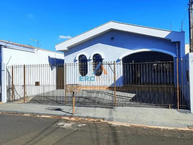 Casa / Sobrado para Locação em Uberaba/MG Santa Marta 4 Quartos