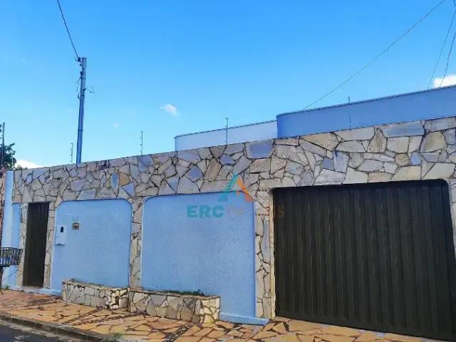 Casa / Sobrado para Locação em Uberaba/MG Santa Marta 4 Quartos