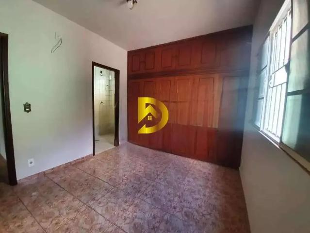 Casa / Sobrado para Locação em Uberaba/MG Universitário 3 Quartos
