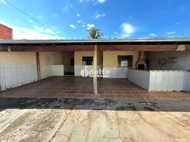 Casa / Sobrado para Locação em Uberlândia/MG Maravilha 2 Quartos