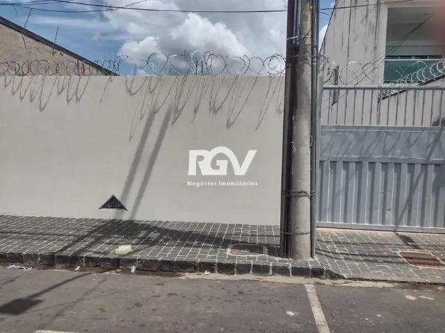 Casa / Sobrado para Locação em Uberlândia/MG Martins 1 Quartos