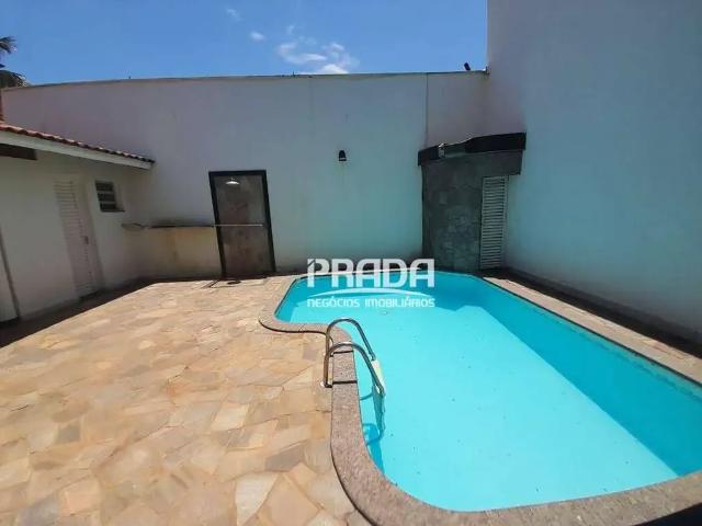 Casa / Sobrado para Locação em Uberlândia/MG Morada da Colina 4 Quartos