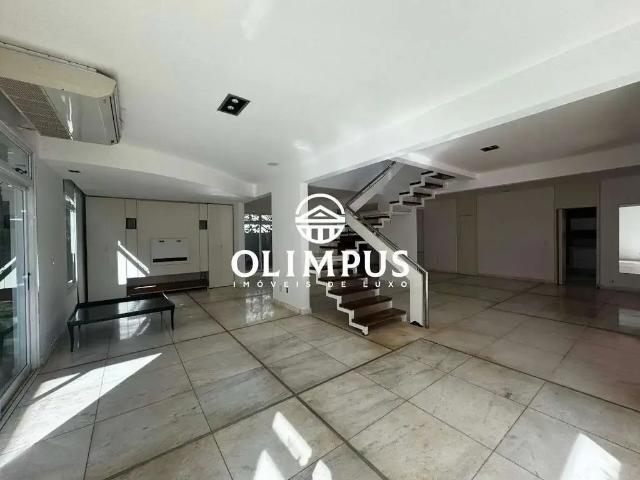 Casa / Sobrado para Locação em Uberlândia/MG Morada da Colina 4 Quartos