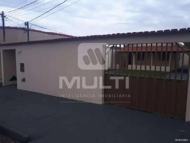 Casa / Sobrado para Locação em Uberlândia/MG Nossa Senhora das Graças 3 Quartos