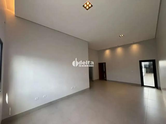 Casa / Sobrado para Locação em Uberlândia/MG Nova Uberlândia 3 Quartos