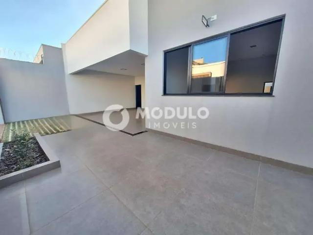 Casa / Sobrado para Locação em Uberlândia/MG Nova Uberlândia 3 Quartos