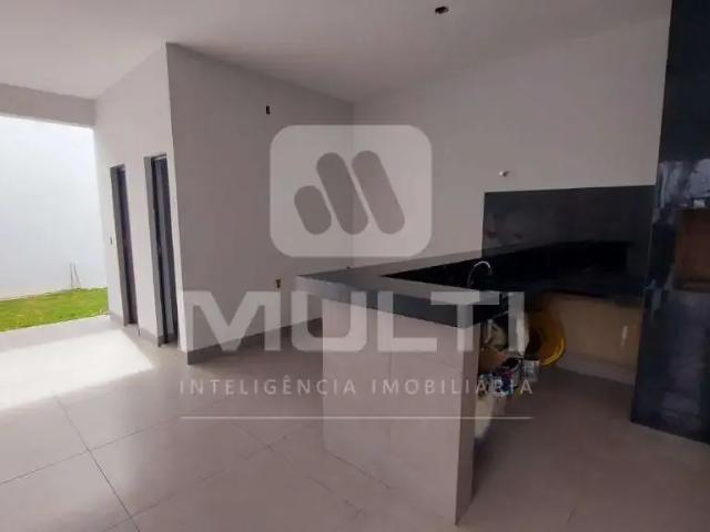Casa / Sobrado para Locação em Uberlândia/MG Nova Uberlândia 3 Quartos