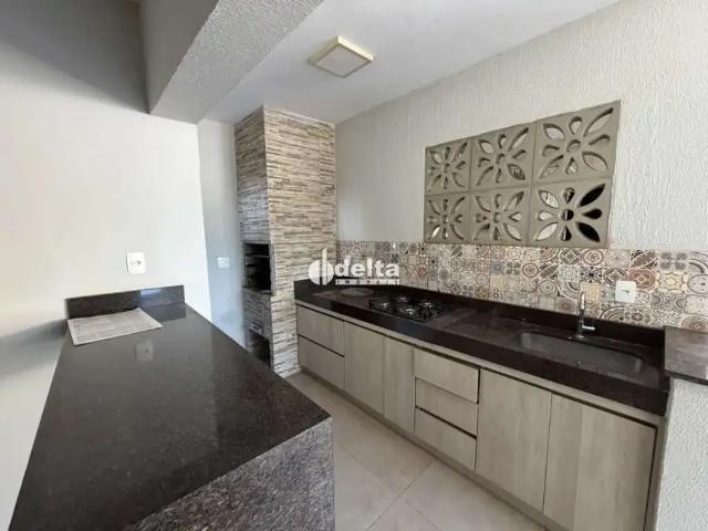 Casa / Sobrado para Locação em Uberlândia/MG Osvaldo Rezende 4 Quartos
