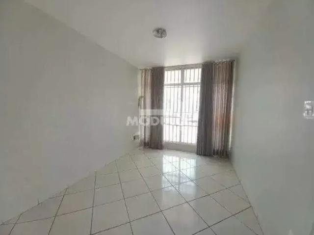 Casa / Sobrado para Locação em Uberlândia/MG Osvaldo Rezende 3 Quartos