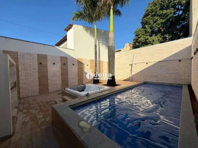 Casa / Sobrado para Locação em Uberlândia/MG Osvaldo Rezende 3 Quartos