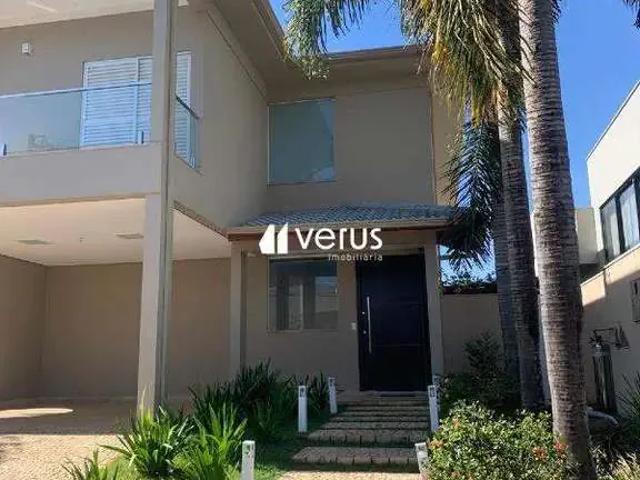 Casa / Sobrado para Locação em Uberlândia/MG Aclimação 3 Quartos