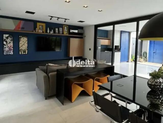 Casa / Sobrado para Locação em Uberlândia/MG Aclimação 3 Quartos