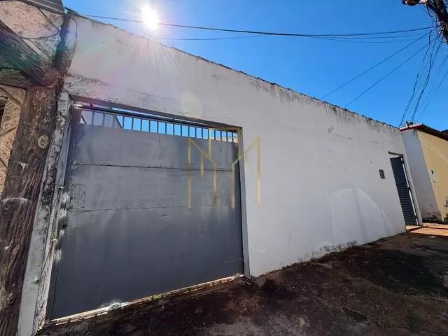 Casa / Sobrado para Locação em Uberlândia/MG Aclimação 3 Quartos