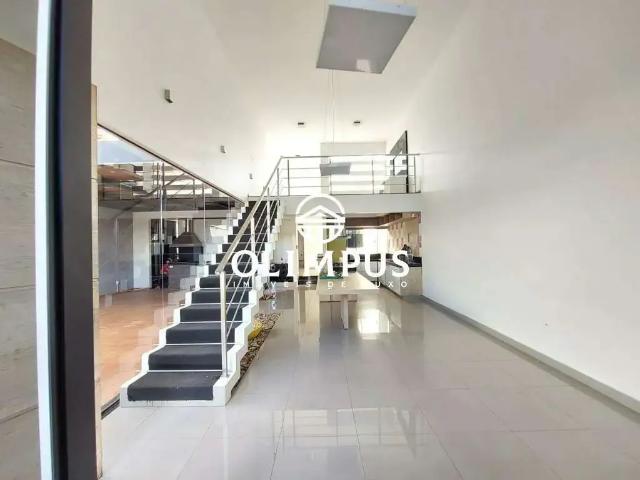 Casa / Sobrado para Locação em Uberlândia/MG Alto Umuarama 3 Quartos
