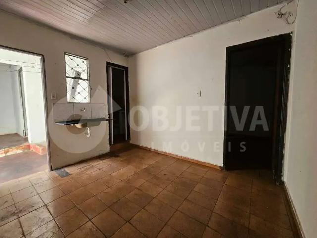 Casa / Sobrado para Locação em Uberlândia/MG Bom Jesus 3 Quartos