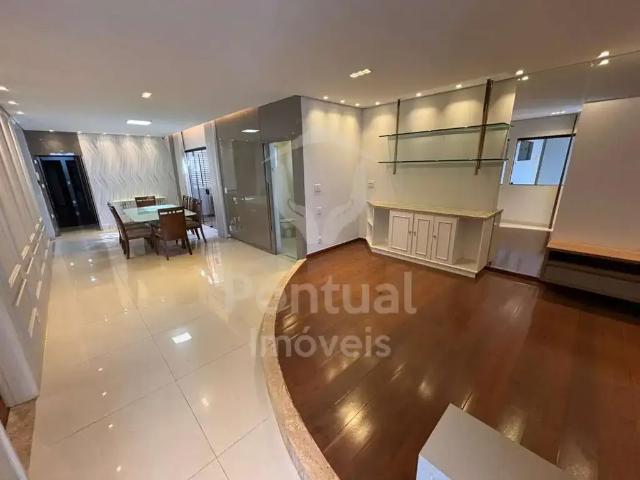 Casa / Sobrado para Locação em Uberlândia/MG Brasil 4 Quartos