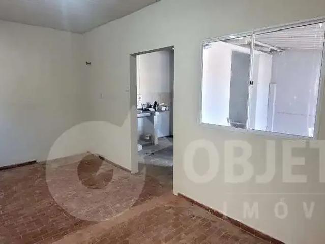 Casa / Sobrado para Locação em Uberlândia/MG Brasil 3 Quartos