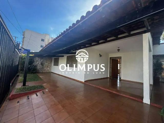Casa / Sobrado para Locação em Uberlândia/MG Brasil 3 Quartos