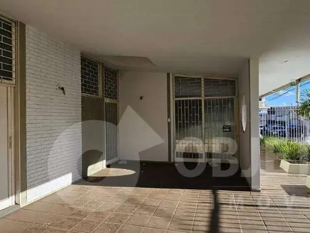 Casa / Sobrado para Locação em Uberlândia/MG Brasil 3 Quartos