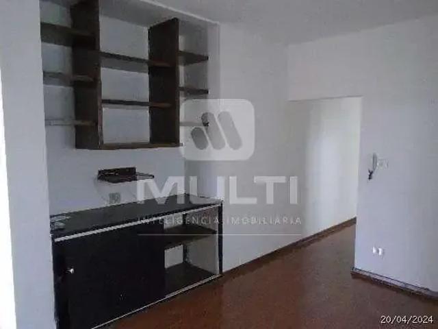 Casa / Sobrado para Locação em Uberlândia/MG Brasil 3 Quartos