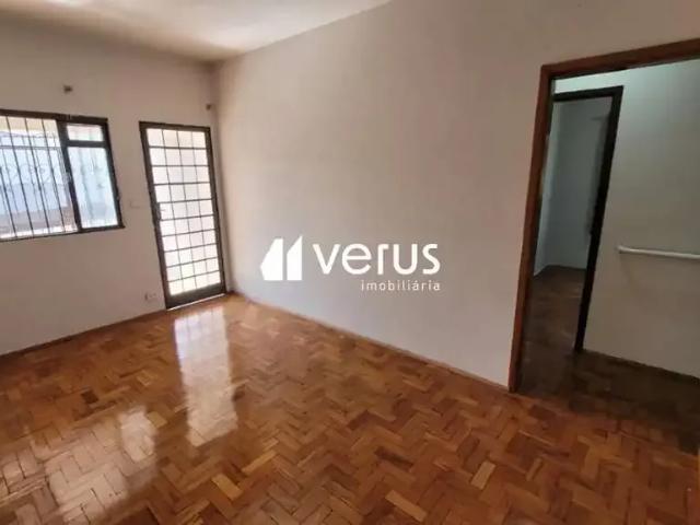 Casa / Sobrado para Locação em Uberlândia/MG Brasil 3 Quartos