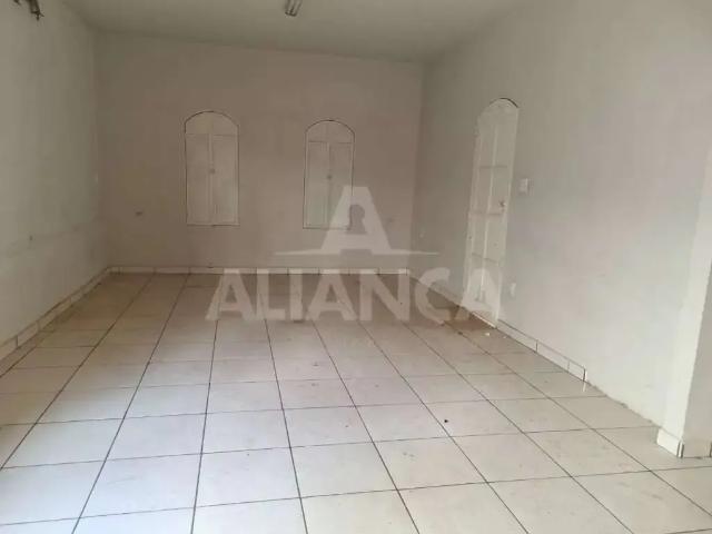 Casa / Sobrado para Locação em Uberlândia/MG Cazeca 4 Quartos
