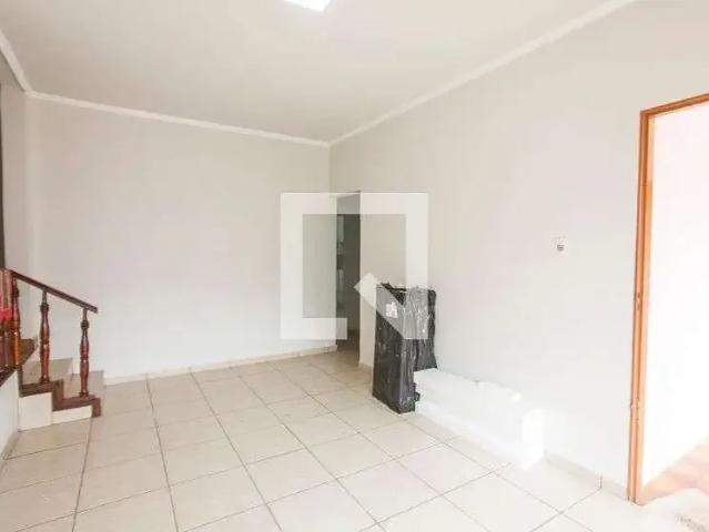 Casa / Sobrado para Locação em Uberlândia/MG Centro 4 Quartos