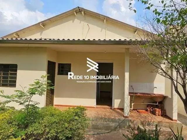 Casa / Sobrado para Locação em Uberlândia/MG Centro 3 Quartos