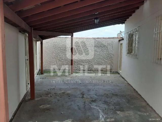 Casa / Sobrado para Locação em Uberlândia/MG Centro 3 Quartos