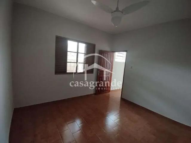 Casa / Sobrado para Locação em Uberlândia/MG Centro 3 Quartos