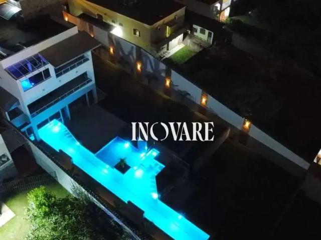 Casa / Sobrado para Locação em Uberlândia/MG Cidade Jardim 3 Quartos