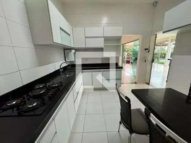 Casa / Sobrado para Locação em Uberlândia/MG City Uberlândia 4 Quartos