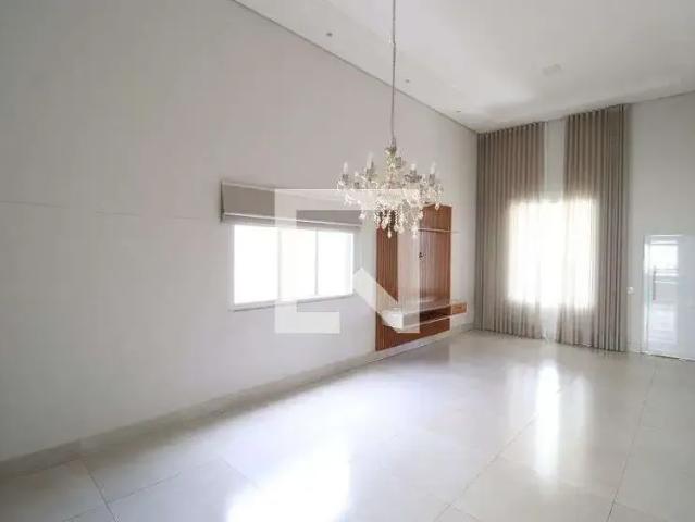 Casa / Sobrado para Locação em Uberlândia/MG City Uberlândia 3 Quartos