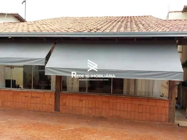 Casa / Sobrado para Locação em Uberlândia/MG Conjunto Segismundo Pereira 3 Quartos